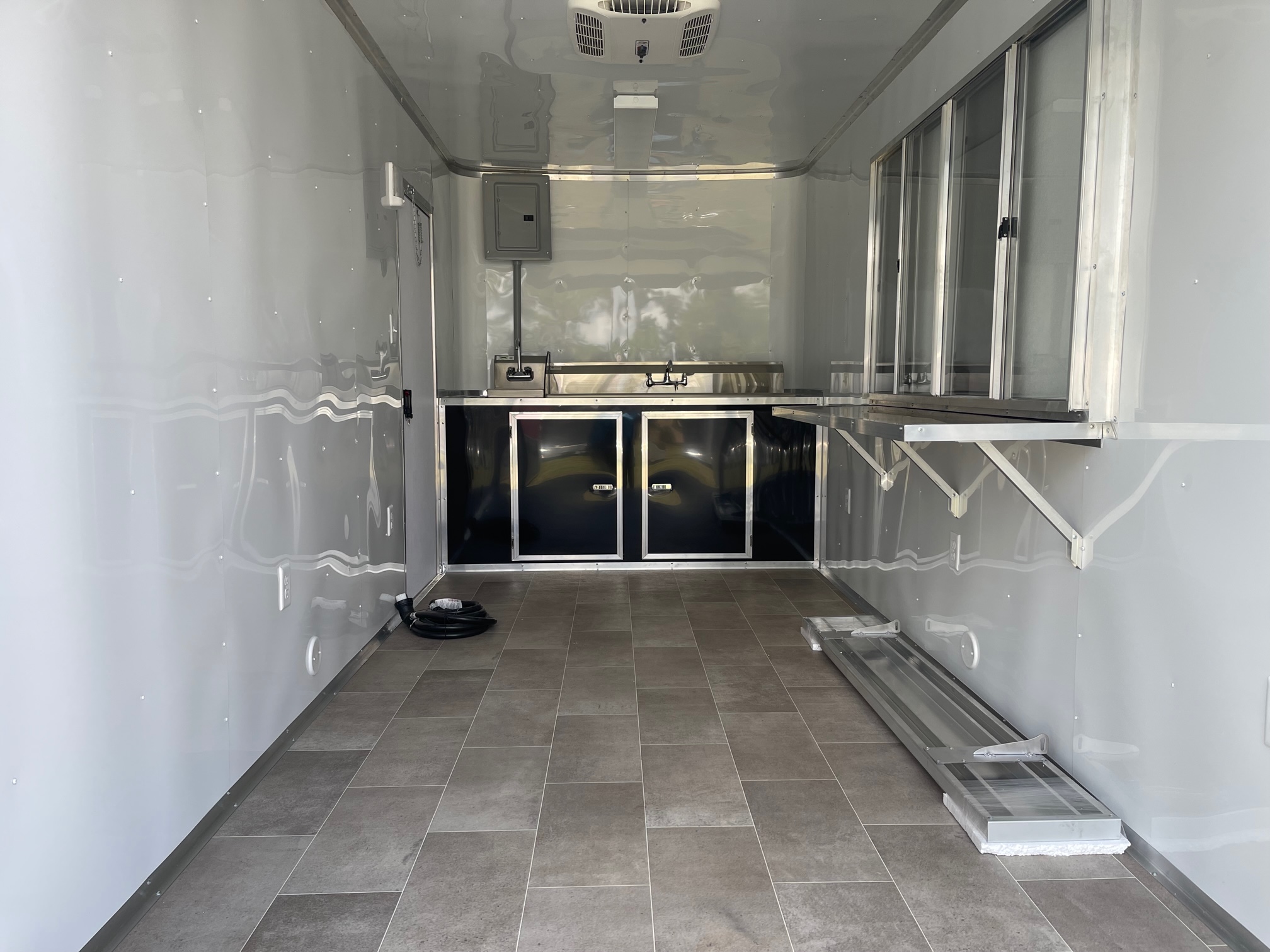 7×16 Tandem Axle – Finished interior – Electrical – Sink Package – A/C ...